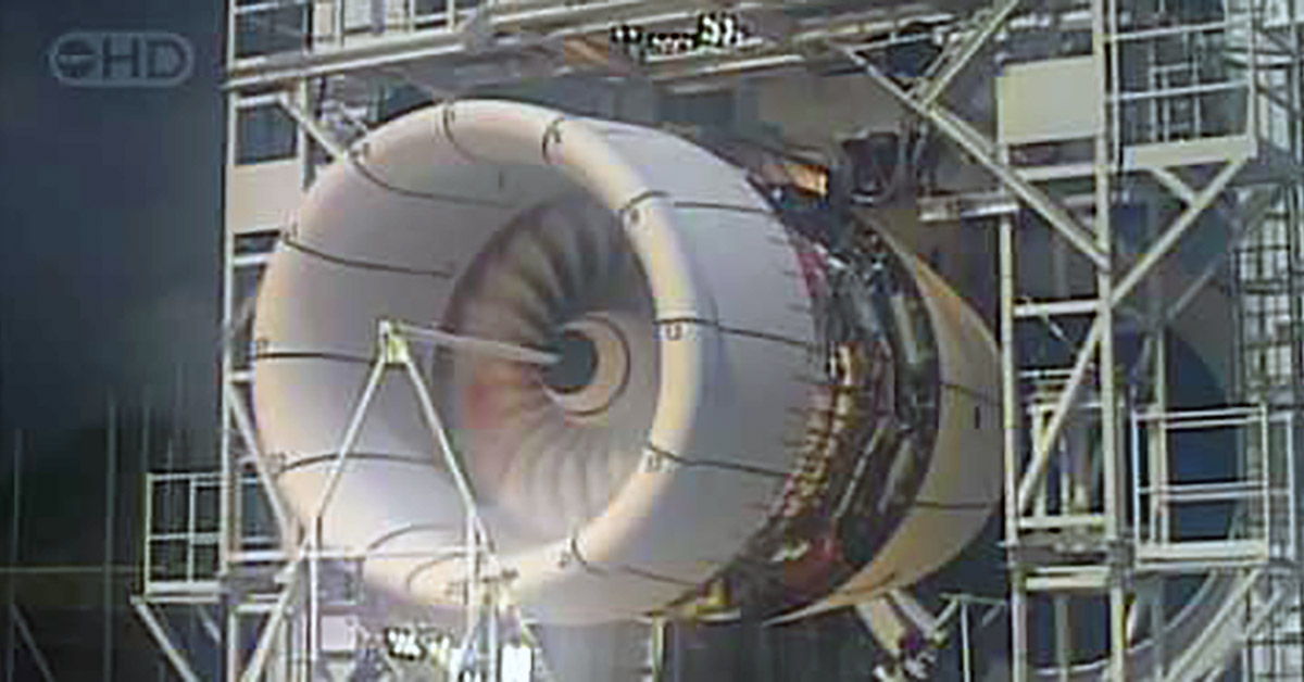 Watch A $15 Million Airbus A380 Airplane Jet Engine Explode - Aviation ...